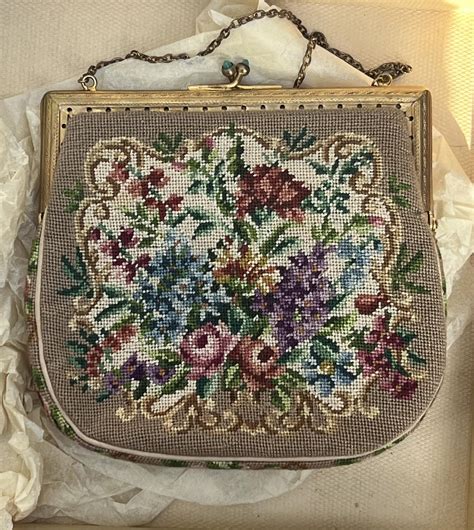 Antique Boutique ფრანგული ანტიკვარიატი 🌸💫⭐️ Facebook