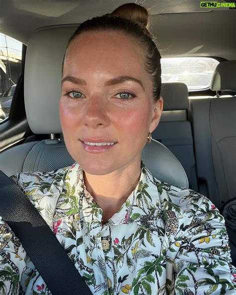 Cindy Busby Wiki Biography Age Gallery Spouse And More