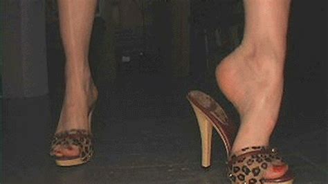 Julie Bugs Eye View Footpixies Foot Fetish