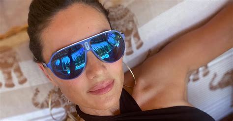 Verboten Sexy Nazan Eckes Im Leo Bikini