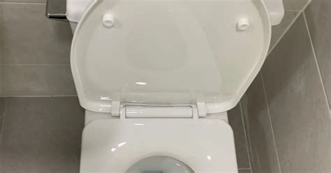 정말 깨끗해져서 새집으로 이사온것 같아요~ 집에서 좋은 향기까지 나는 듯 마음에 쏙 듭니다 사장님도 친절하시고 작업일정도 조율해주셔서 너무 좋았어요 주기적으로 관리받고