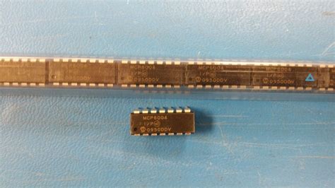 PCS MCP I P MICROCHIP OP Quad GP R R I O V Pin PDIP ROHS EBay
