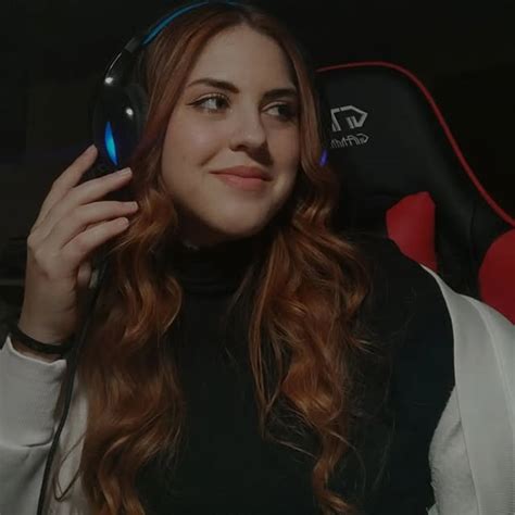 Luana Recchia Luanarecc • Threads Say More