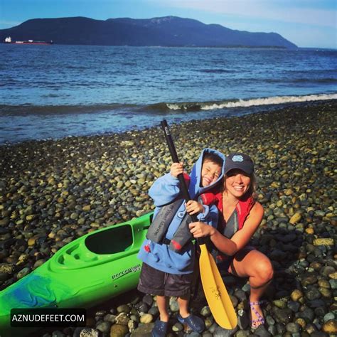 Sanni Mccandless Feet Aznudefeet