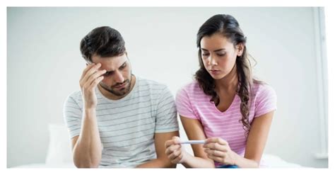 Nach Jahrelanger Unfruchtbarkeit Wurde Die Frau Von Der Frohen