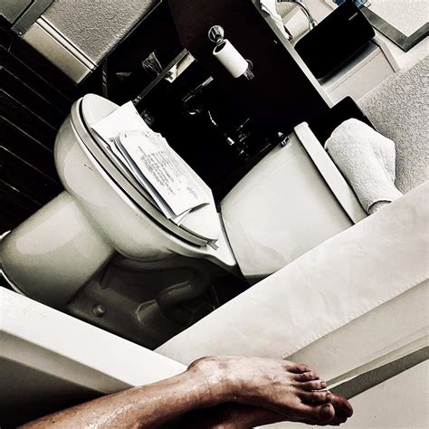 Shawnee Smiths Feet