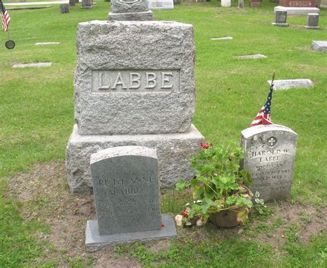 Ruth Anne Schmuck Labbe 1908 1990 Find A Grave Memorial