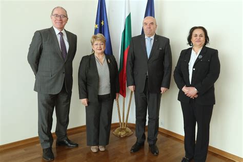 БТА Министърът на външните работи прие представители на Групата на посланиците франкофони в