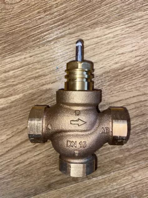 Danfoss Vrb3 3 Way Valve Dn15 Internal Thread 065z0214 D89 Bnib Freepost £7500 Picclick Uk