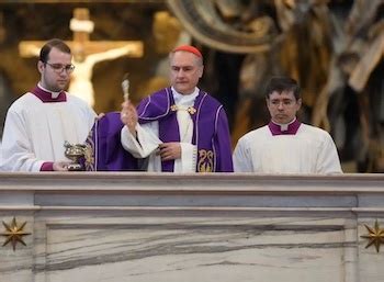 Man Desecrates Papal Altar Christ Co