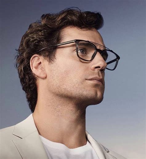 Henry Cavill Nerd Glasses Clark Kent Haircut Henry Cavill Glasses