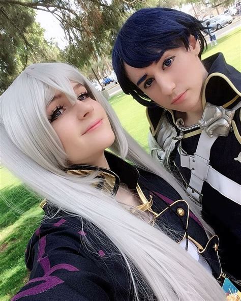 Pin By Valexia On Fe Female Robin Robin Female