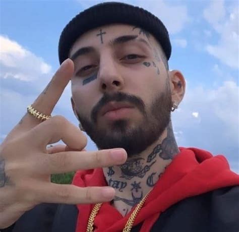 بیوگرافی ویناک رپر به همراه لیست 10 آهنگ برتر او در اسپاتیفای سایت بازی انفجار