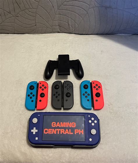 Nintendo Switch Joycons For Sale Video Gaming Video Game Consoles Nintendo On Carousell