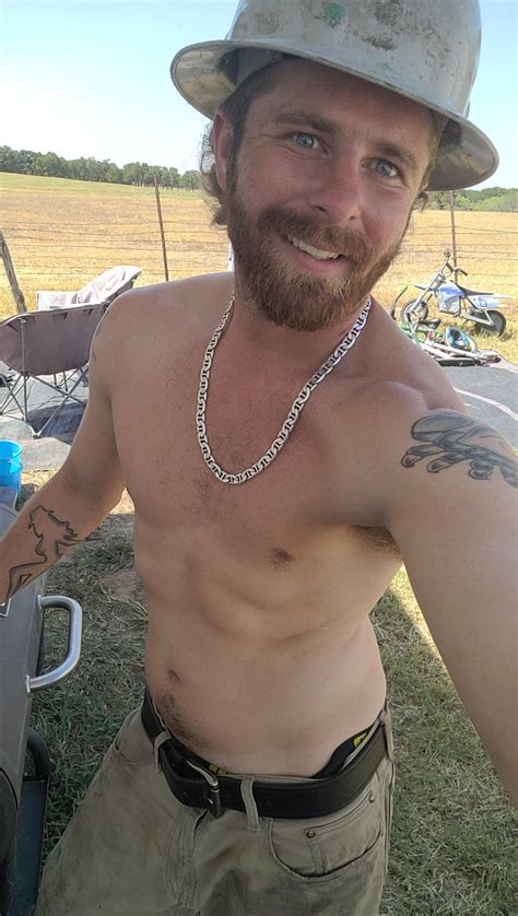 Just Your Average Blue Collar Dad Selfie😈 Rhotguyswithtattoos