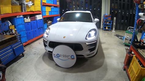 포르쉐 마칸 프레임리스 전용 Ecm 룸미러 설치 및 후진시 자동비상등 후깜 설치 완료 영상입니다 자세한 시공과정은 설명란의 링크를 참조하시면 됩니다 Youtube