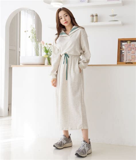 빅카라 맨투맨 밴딩 롱스커트 루즈핏 상하 트레이닝세트