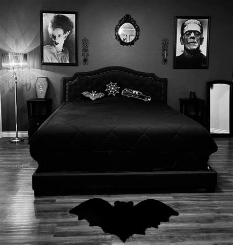 Frankenstein And Bride Bedroom Horror Room Bedroom Diy Goth Home Decor