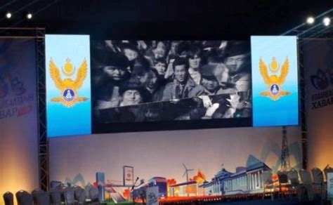 Нийслэлийн Ардчилсан намын баярын хурал эхэллээ