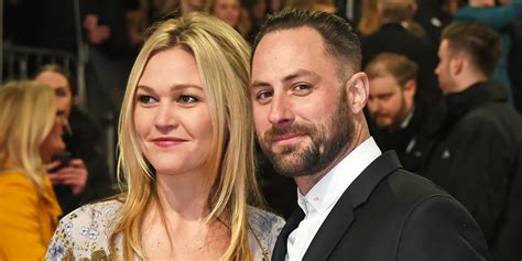 Julia Stiles Husband The Actress S Marriage To Preston J Cook And Past Flames
