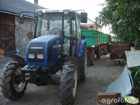 Foto traktor Farmtrac 80 4WD #26964 - Galeria rolnicza agrofoto