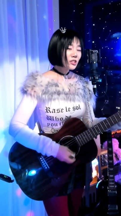 마음은 얼고~나는 그 곳에 서서~조금도 움직일 수 없었지~마치 얼어버린 사람처럼~나는~ 회상산울림 Shorts 01음충551회 Iqmusic 가수아이큐i