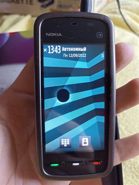 Нокия 5228.