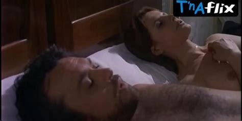 Isabella Ferrari Breasts Scene In Open Sea Tnaflix Com