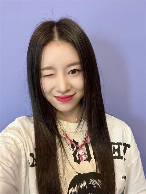 230325 Fifty Fifty Twitter Update Sio Kpopping