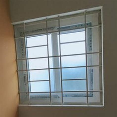 Mm UPVC Hinged Window At Sq Ft In Ankleshwar ID