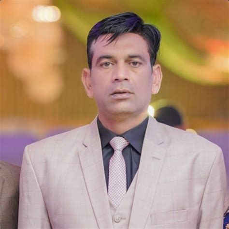 شکریہ دوستوں کاجنہوں نے فون پر مبارک مبارک باد دی الیکٹرانک میڈیا کے نمائندگان نے مجھےسئینر نائب