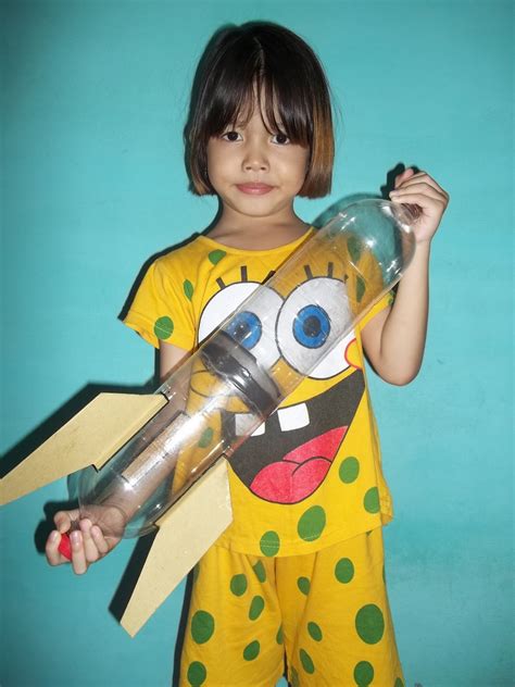 CV RAJA INTI Membuat Roket AIr