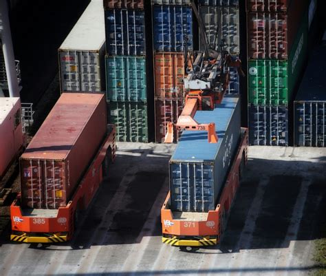 Automating Push Based Deployment On Kubernetes Virtual Machine And
