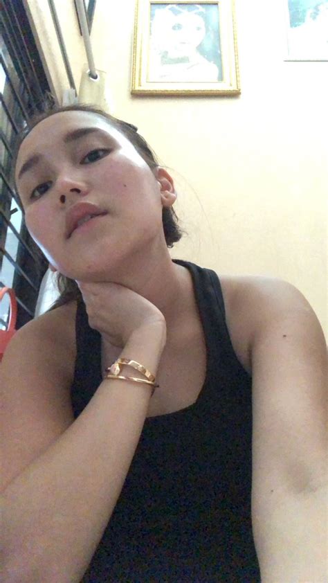 Ayu Ting Ting Telanjang