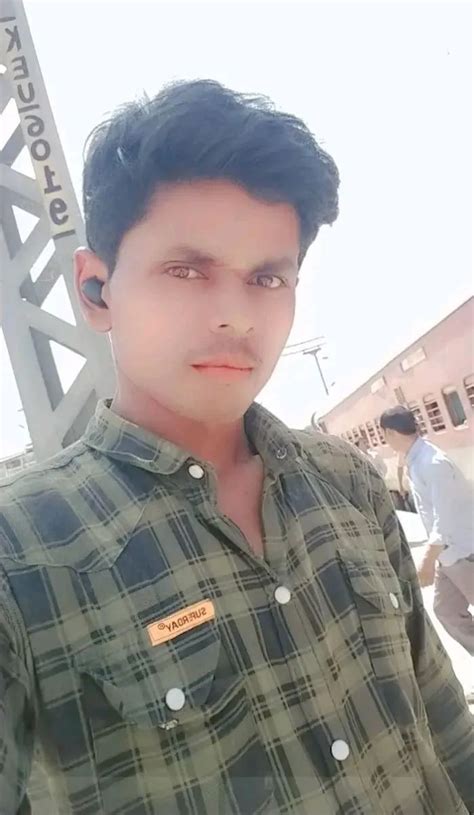 Vikas Kumar Vikas Kumar Laddukumar4886 • Threads Say More