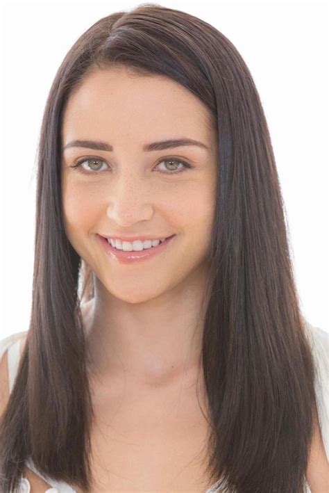 Lola Kicsapongo Biography Wiki Age Height Career Photos More Artofit