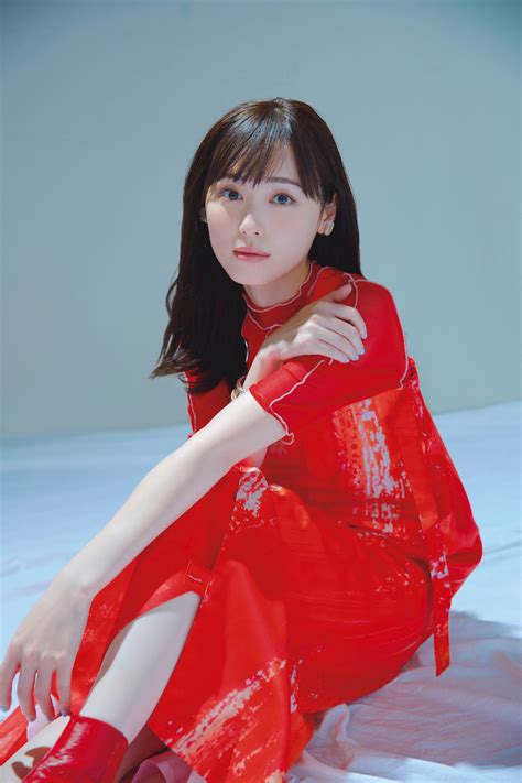 🍭 福原遥、美視線を送る赤ドレス姿を披露！ 『flash』表紙＆巻頭登場 Popnroll ポップンロール