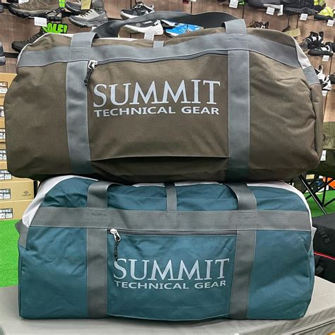 프라임기어 카고백 캠핑 차박 등 각종 아웃도어에 최적화 되어있는 대용량가방 😆등산장비 장거리 Facebook