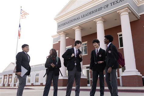 Iltexas Keller Saginaw Hs Coach And The Alumni Facebook