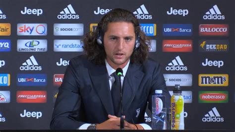 다음스포츠 [세리에a] 아드리앙 라비오 유벤투스 입단 기자회견