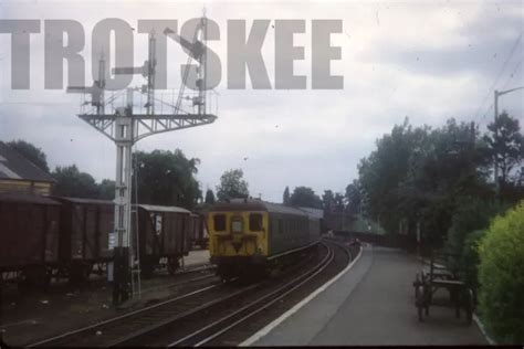 35mm Slide Br British Rail Electric Emu Class 402 2hal 2666 1968