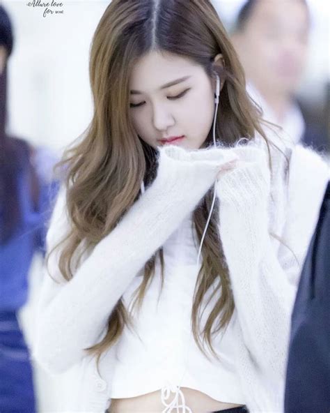 Jack Wiliam Adl Kullan C N N Blackpink Panosundaki Pin Nl Ler Koreli Kad N Oyuncular K Zlar