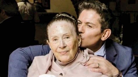 Watch Hoy Día Highlight Ernesto Laguardia Confirma El Fallecimiento De