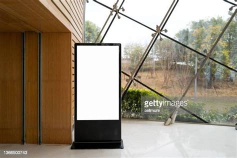 Clear Led Screen Photos And Premium High Res Pictures Getty Images