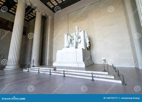 Lincoln Memorial Inside Stock Image Image Of Freedom 168755771