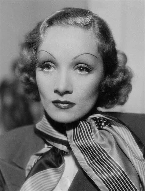 Marlene Dietrich Vintage Fashion 1930s 1950s Hollywood Beauty Regime