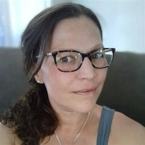 Sarah Lapioli Peer Mentor Case Managers And Mental Health