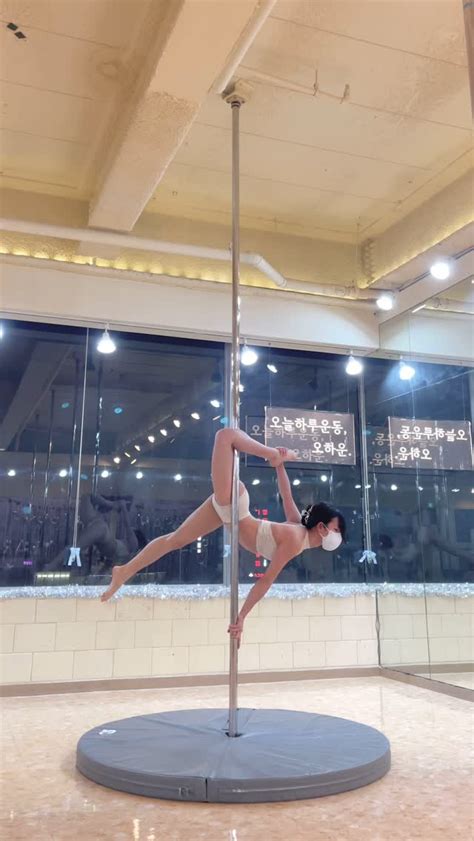 유정 Gu • Instagram Photos And Videos