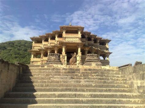 Navlakha Temple Ghumli Tourmet