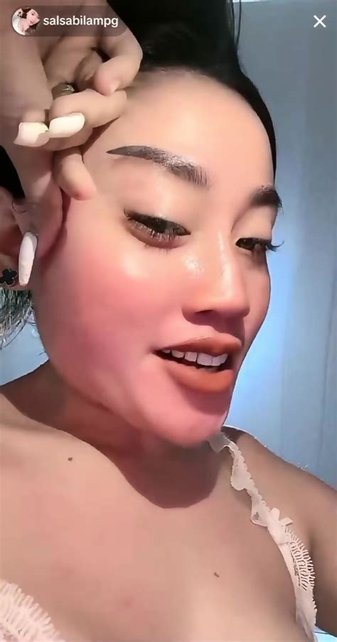 MARLBOROQUEENSEX SALSABILA MARPAUNG KESEPIAN
